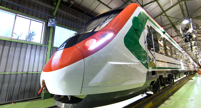 Commuter Train Toluca - Ariño Duglass